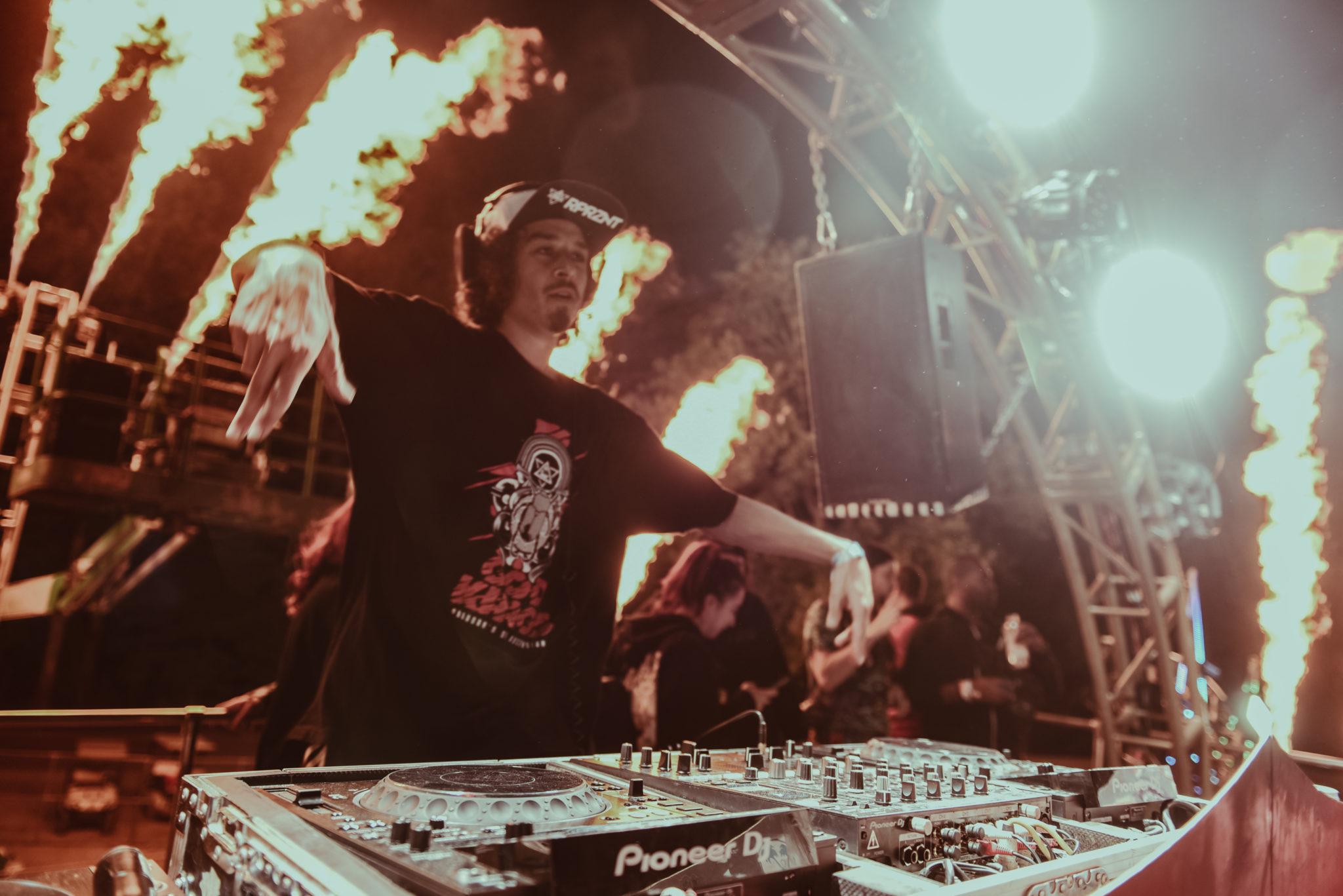 UNIVERSAL WUBS with Shlump [Exclusive Interview] - Festival Squad